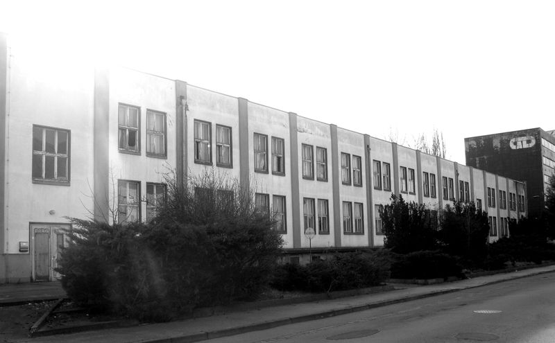 Einweihung der Gedenkstele am ehemaligen KZ-Außenlager „HASAG Leipzig ...